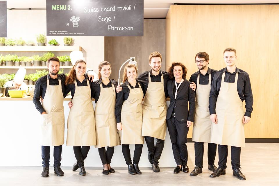 Was zeichnet eine gute Servicekraft aus? - adEvents event people